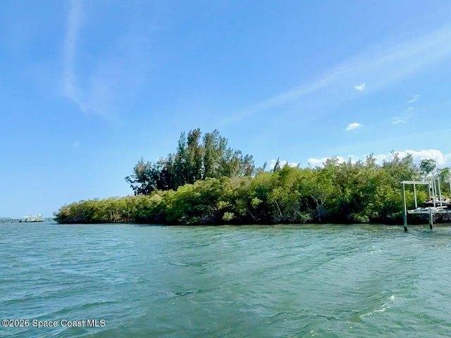 4 Grant Is, Grant Valkaria, FL 32949