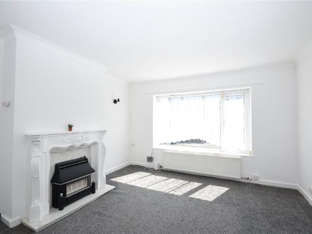 4, Green Hill Gardens, Leeds, West Yorkshire, LS12 4HE