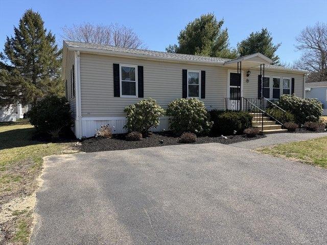 4 Green Holly Dr, Kingston, MA 02364