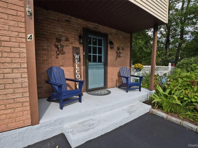 4 Huck Finn Lane