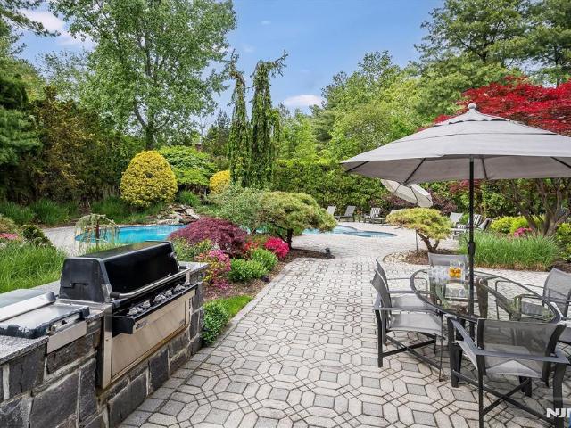 4 Hunter Ridge
