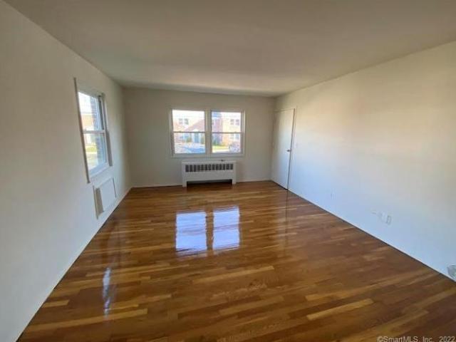 4 Hamilton Ct #12C Stamford, CT 06904