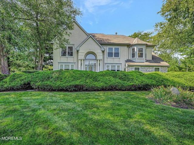 4 Hampton Hollow Dr, Millstone, NJ 08535