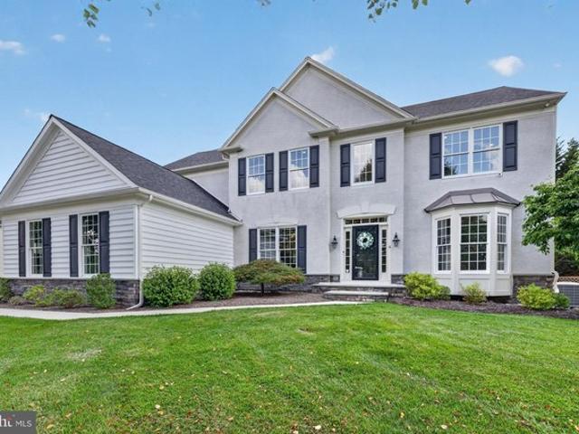 4 Hansel Rd, Newtown, PA 18940