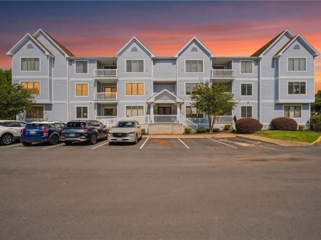 4 Harbor Watch Dr Unit 508, Chesapeake, VA 23320