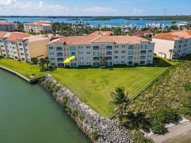 4 Harbour Isle Dr E Unit 106, Fort Pierce, FL 34949