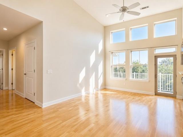 4 Harvest Dr Unit 311, North Andover, MA 01845