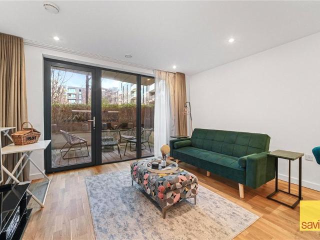 4 Hawthorne Crescent, Greenwich. 1 bed apartment to rent £2,000 pcm £462 pw