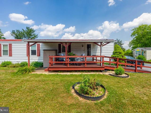 4 Hemlock Acres Court