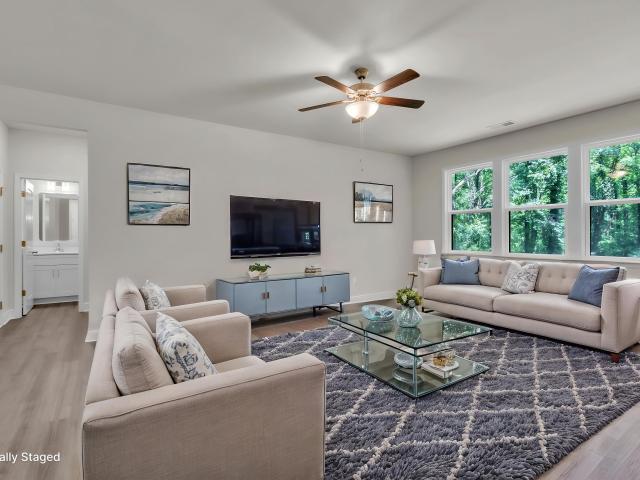 4 Henderson Drive