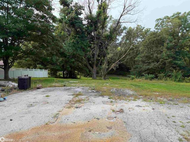 4 Hickory Lane