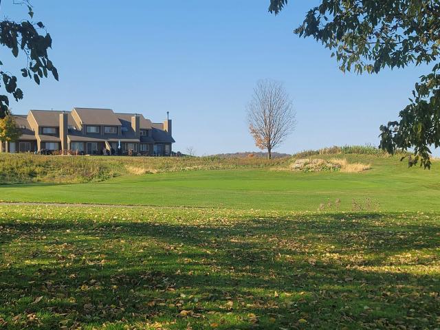 4 Hickory Trail