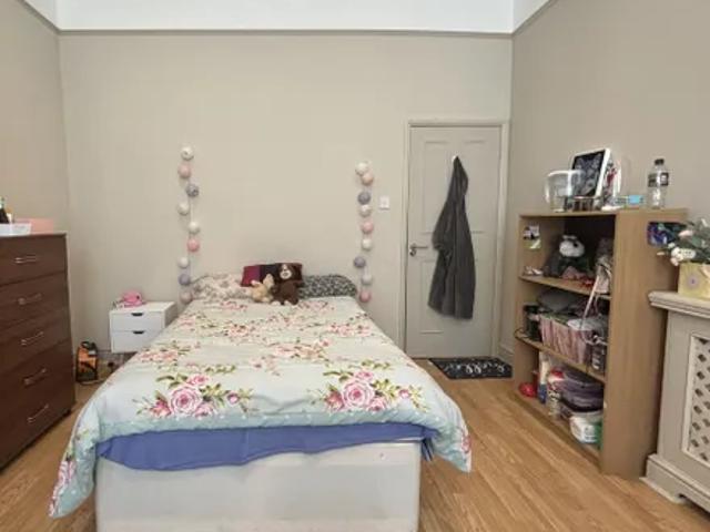 4 Hildyard Road, London, SW6 1SQ, United Kingdom | 3 bed house for rent #167621495 | Rentberry