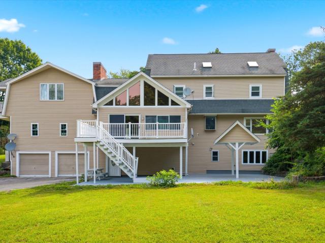 4 Hilltop Drive