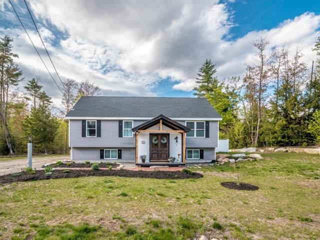 4 Hill Farm Ln, Fryeburg, ME 04037