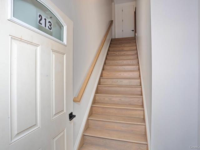 4 Howard Drive 213