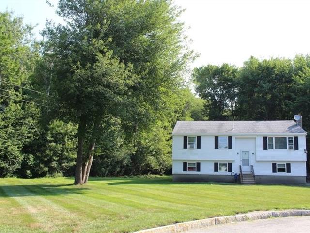 4 Howard George Ct, Salisbury, MA 01952