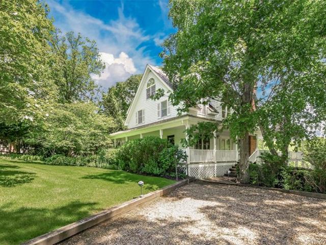 4 Irene Ln, Shelter Island, NY 11964