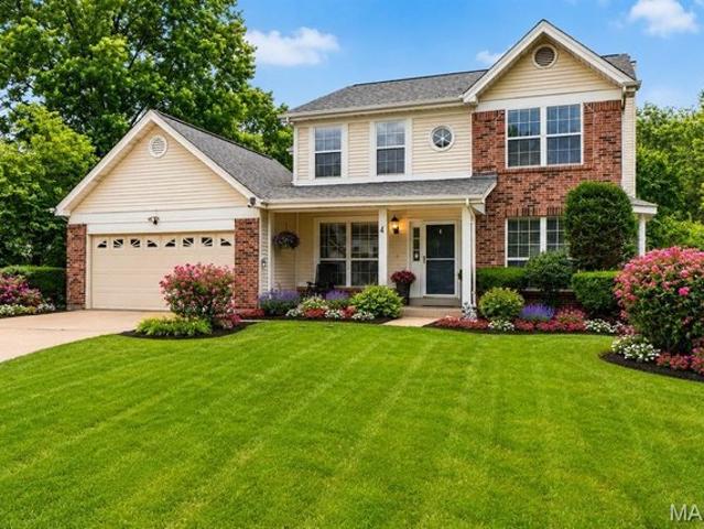 4 Iron Bridge Ct, O'Fallon, MO 63368