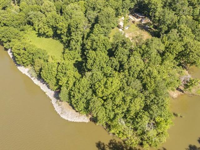 4 Island View Dr, Bath Springs, TN 38311