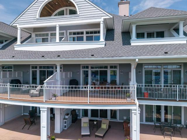 4 Island Avenue # 5