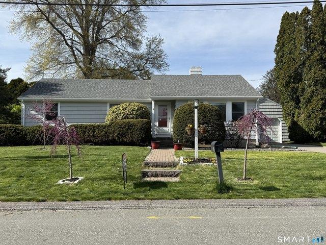 4 Judson Ave, Groton, CT 06355