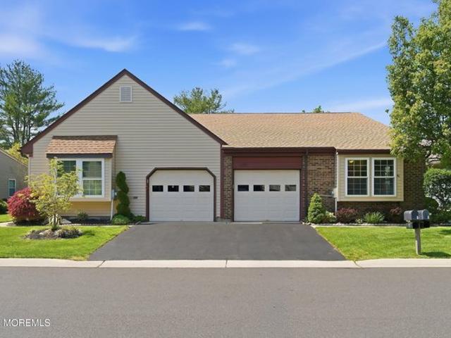 4 James Monroe Dr Unit A, Monroe, NJ 08831
