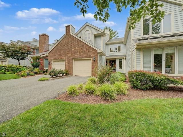 4 Jesse Ct