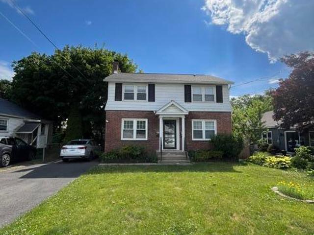 4 Katherine Road