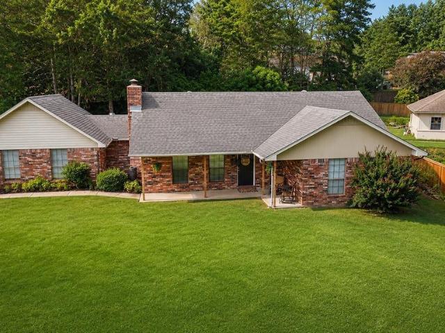 4 Kensington Drive
