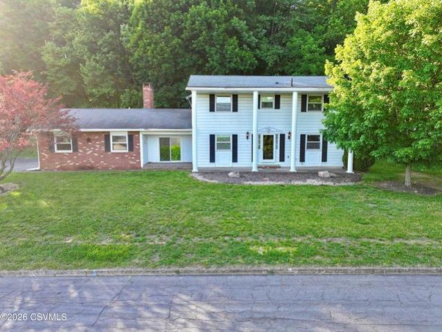 4 Kent Rd, Bloomsburg, PA 17815