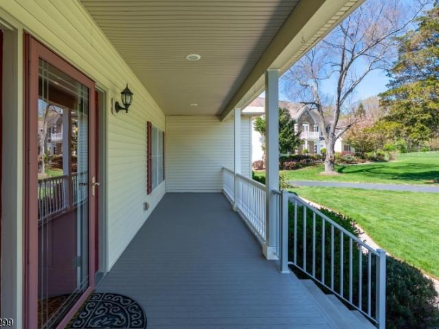 4 Kindred Ct