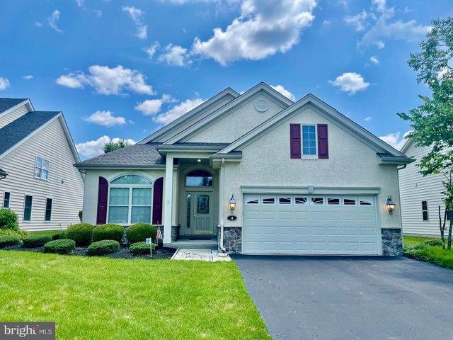 4 Kresson Ct, Berlin, NJ 08009