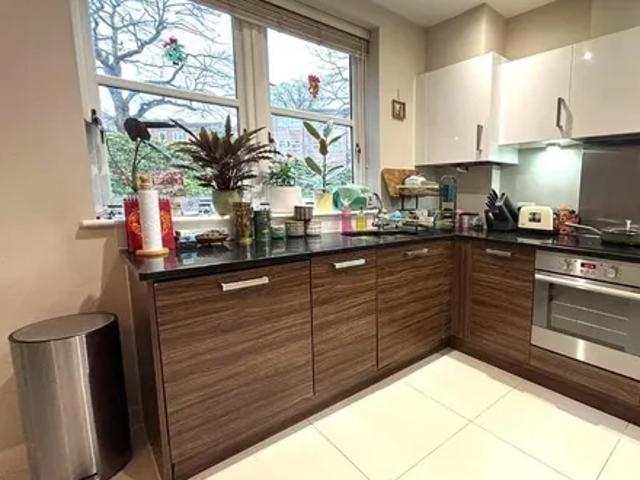 4 Lullington Road, London, SE20 8DX, United Kingdom | 3 bed house for rent #140655520 | Rentberry