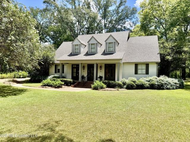 4 Lafayette Cir, Clinton, MS 39056