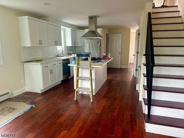 4 Leigh St