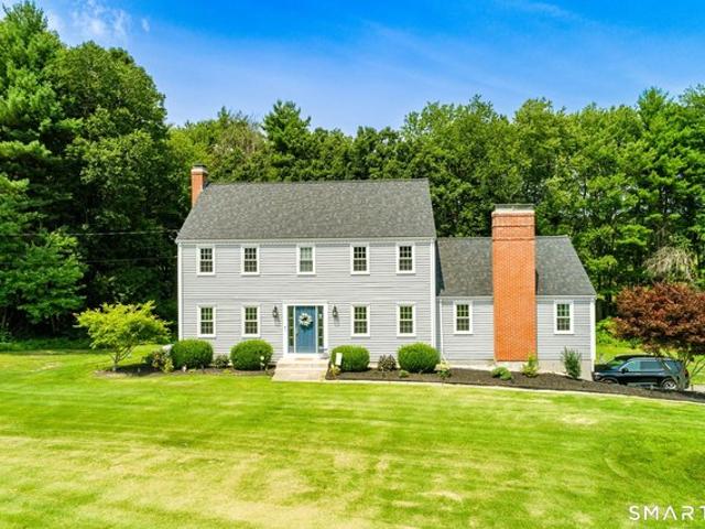 4 Lenora Dr, Simsbury, CT 06092
