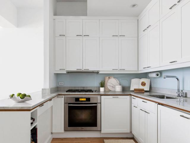 4 Lexington Avenue 4K