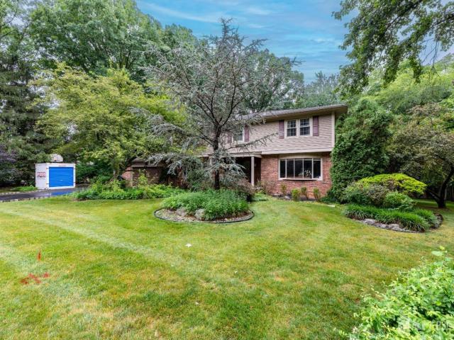 4 Liberty Bell Court