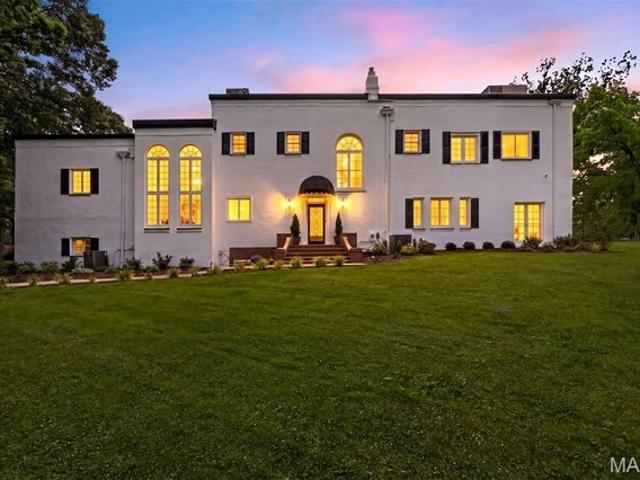 4 Litzsinger Ln, Ladue, MO 63124