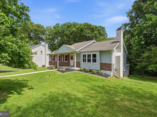 4 Locust Way