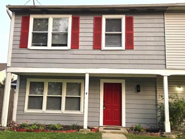 4 Logan Ct, Sicklerville, NJ 08081