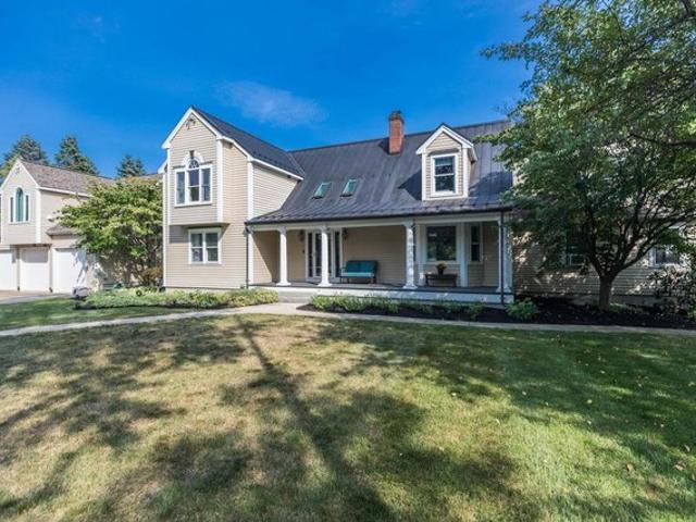 4 Long Hill Rd, Stratham, NH 03885