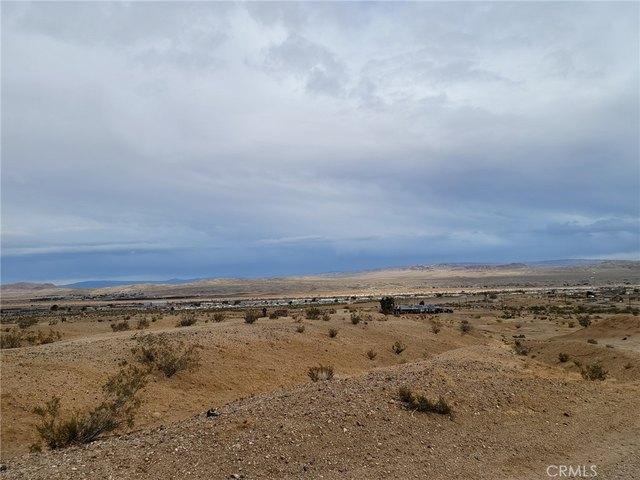 4 P St, Barstow, CA 92311
