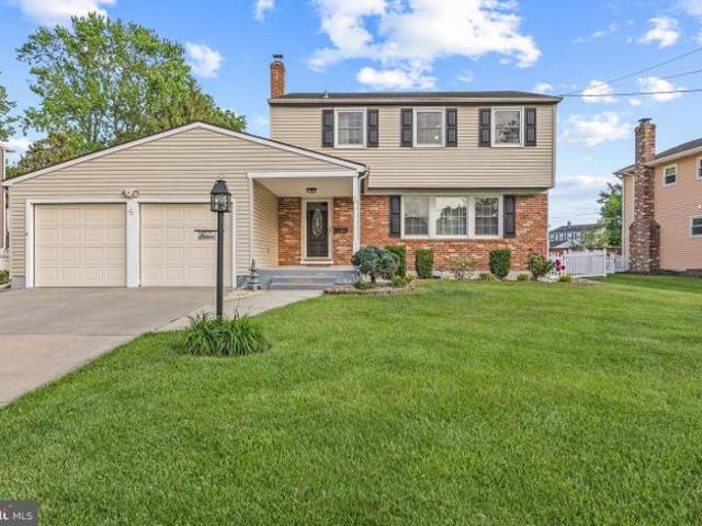 4 Papermill Rd, Cherry Hill, NJ 08003