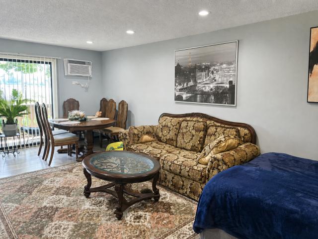 4 Parkside Court # 3