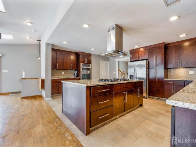 4 Patricia Avenue