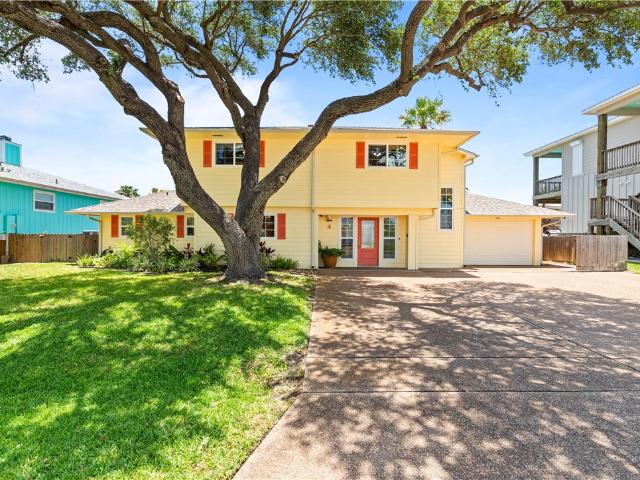 4 Pelican Drive