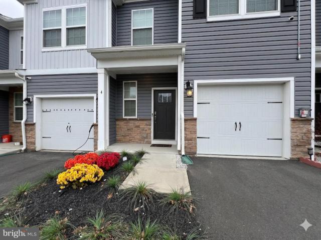 4 Peregrine Way, Burlington, NJ 08016 | MLS #NJBL2107 | Compass