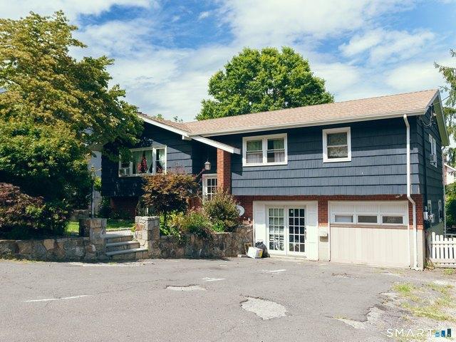 4 Perkins St, Danbury, CT 06810